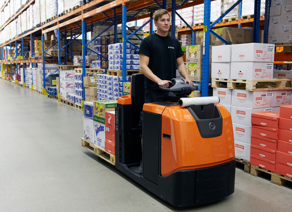 מלקטת הזמנות 2.5 טון - OSE250 - מותג מלגזות מס' 1 בעולם - מלגזות טויוטה ...